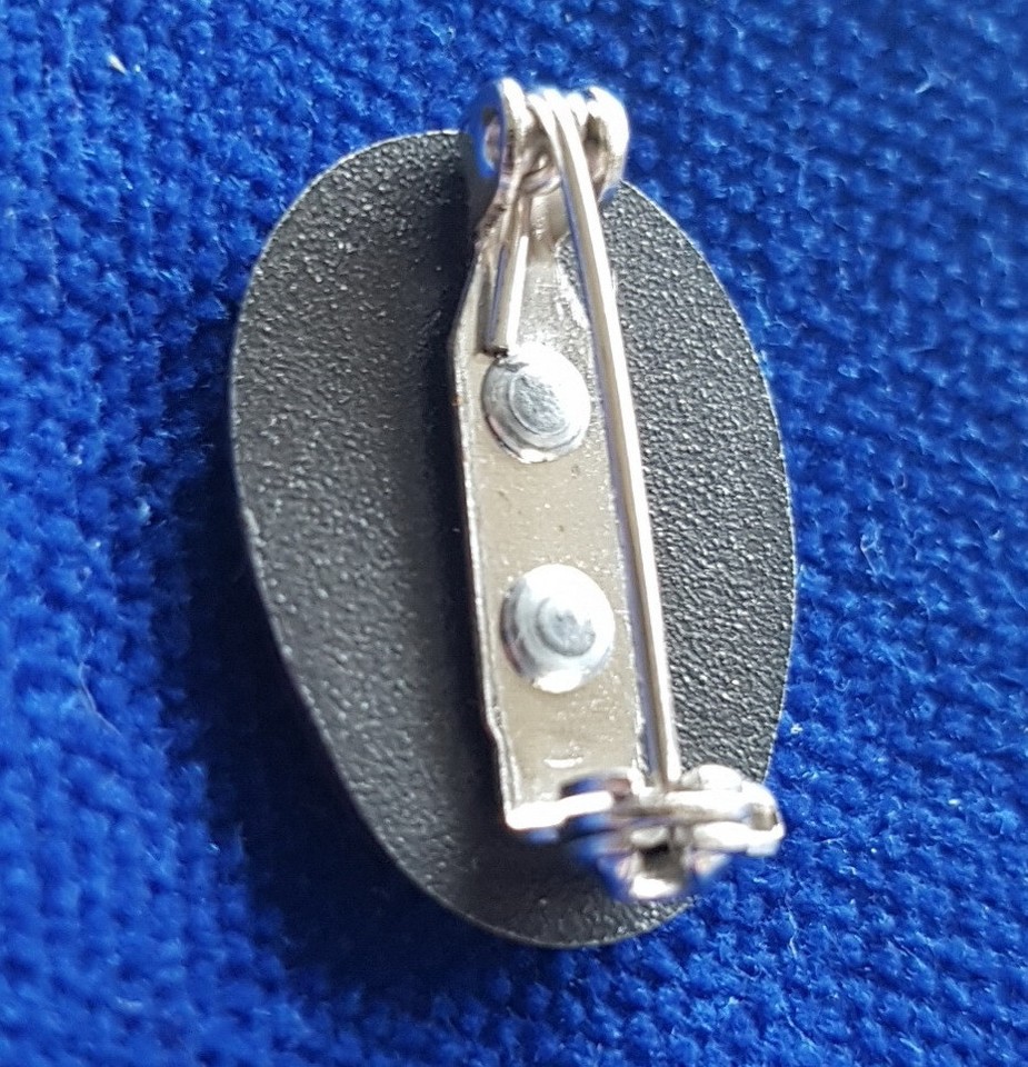 Blade Runner Anstecker Pin grau 2049 1982 #Ba | eBay