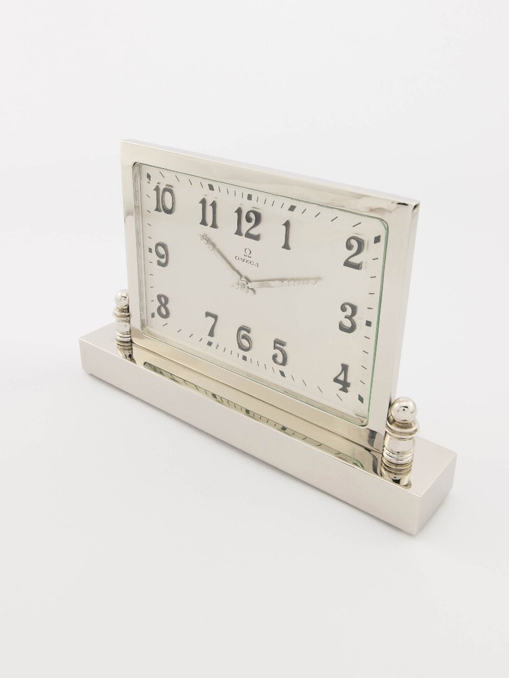Extra fine Omega table clock with 8 days art deco design of the 30´s ...