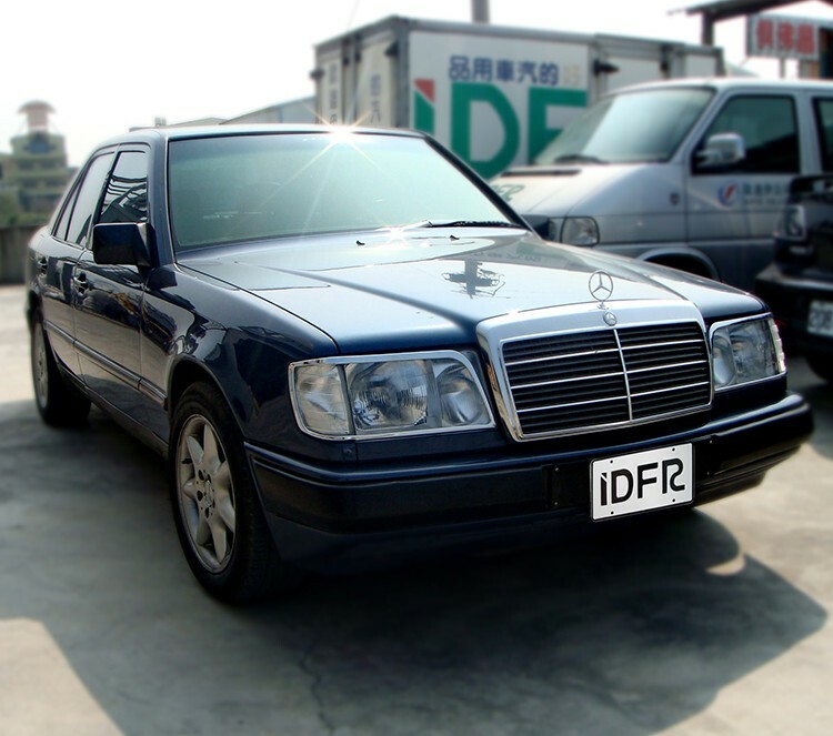 IDFR Benz E W124 1985~1998 Chrome frame bezel for head light / front ...