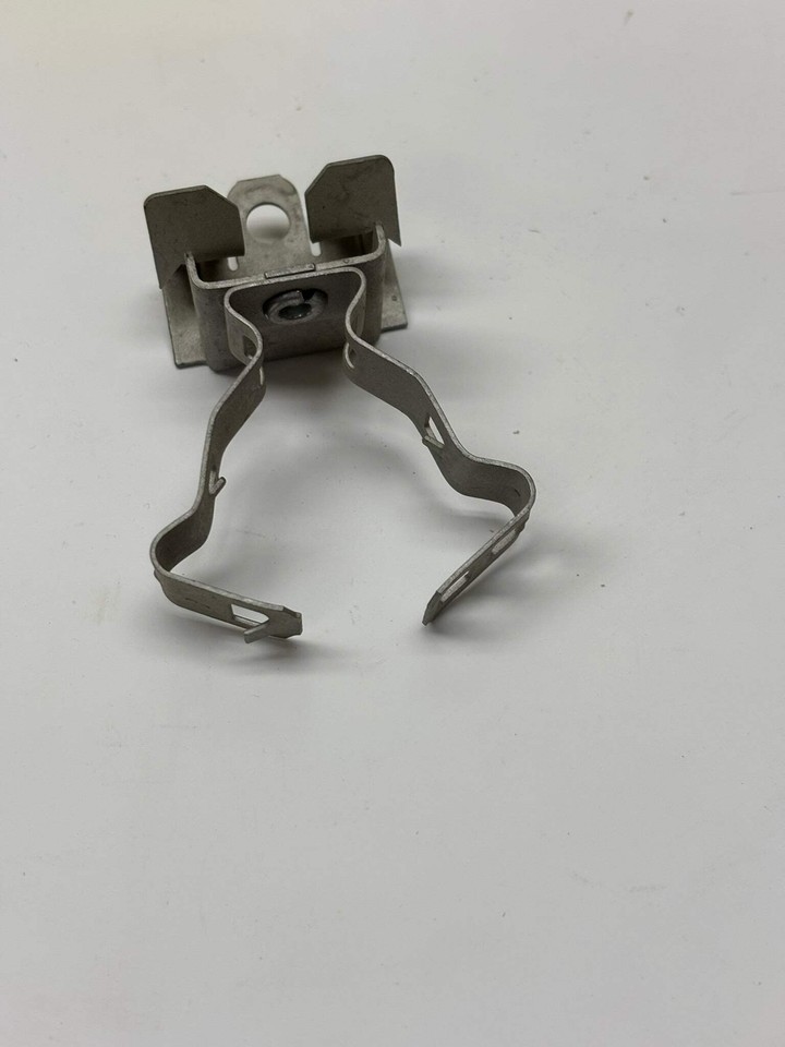 111 Pack Caddy 812M24 EM-M Conduit/Pipe to Flange Clip, Spring St. 1/2 ...