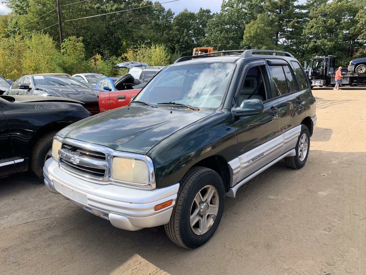 2003 Chevy Tracker Parts