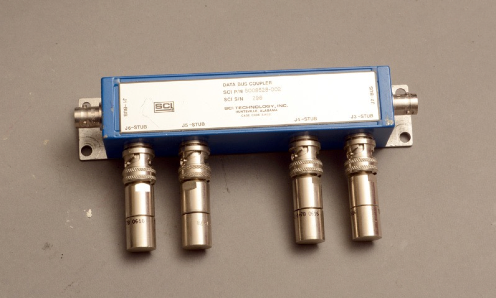 SCI Technology Data Bus Coupler 5008528-002 + 4x Terminator 78 Ohm ...