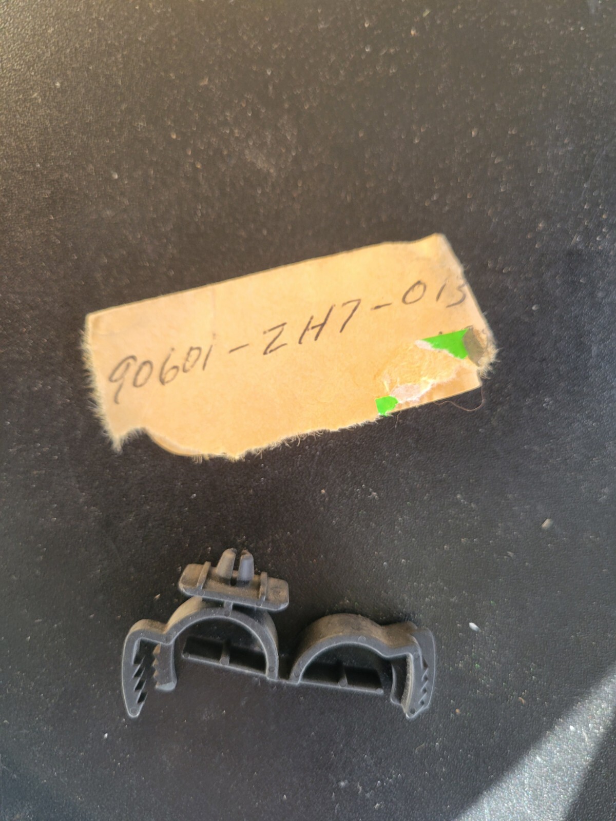 Honda Harness Clip#90601-ZH7-013/ Location Bin 011 | eBay