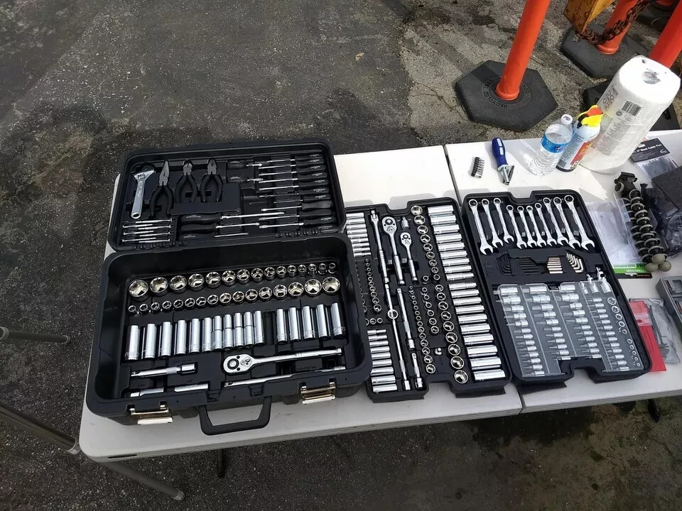 Professional 301 Piece Mechanic's Tool Set Kit Shop SAE and Metric ...