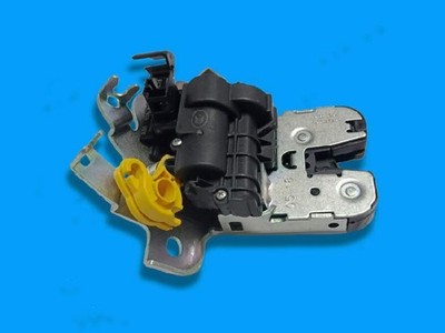 Genuine AUDI AudiQ5L Q5 871 FYB Lid Lock 80A827506A | eBay