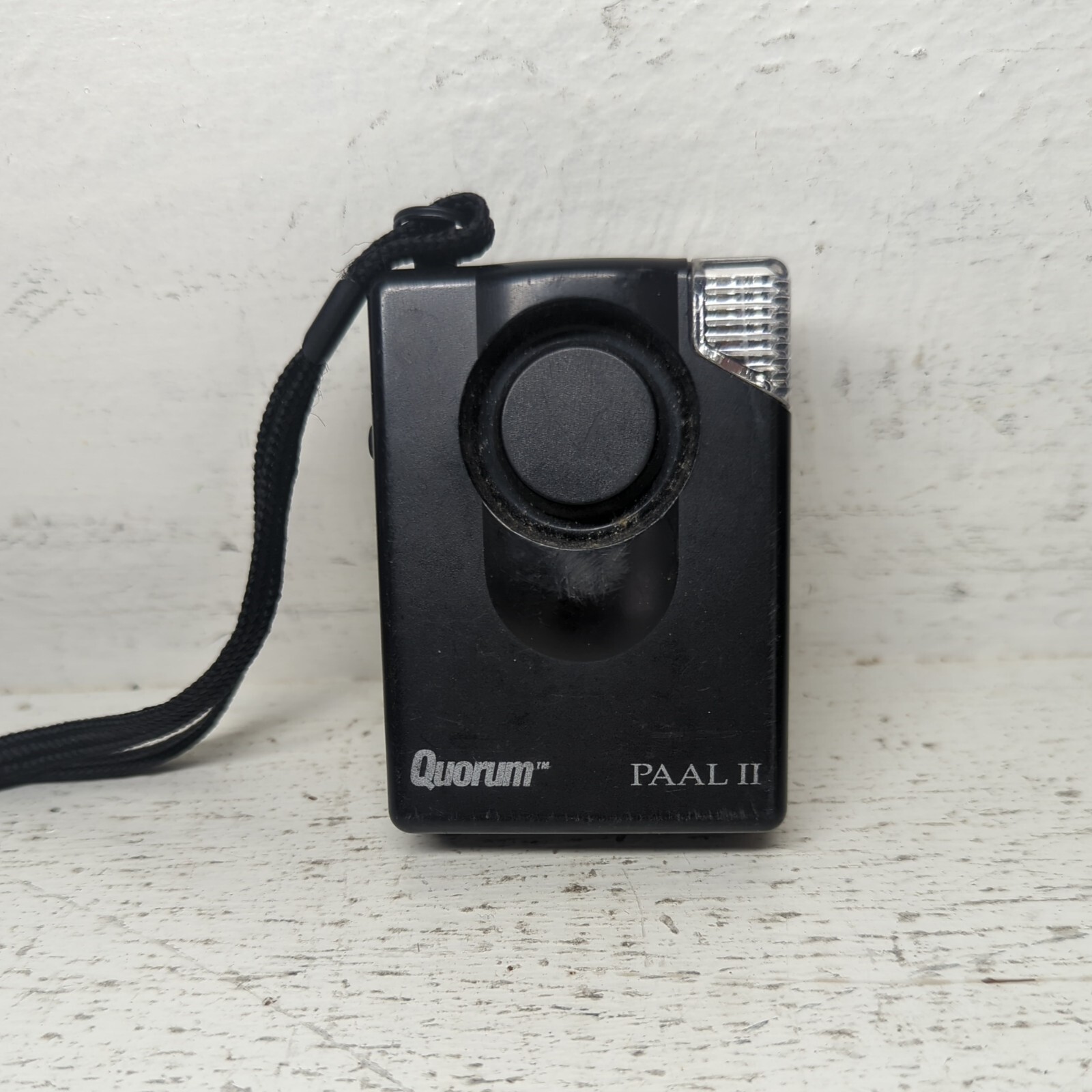 Quorum PAAL II Personal Security Alarm with Flashing Light Flashlight ...