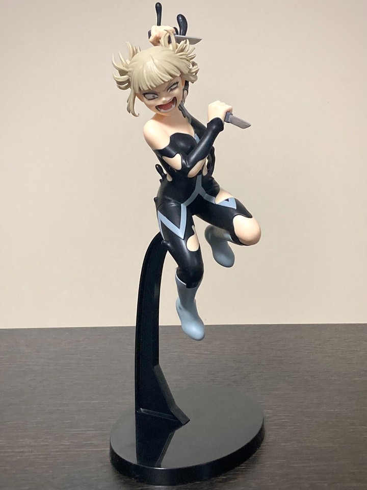 My Hero Academia Prize Figure Set of 2 – Himiko Toga IV & Mirko Set of ...