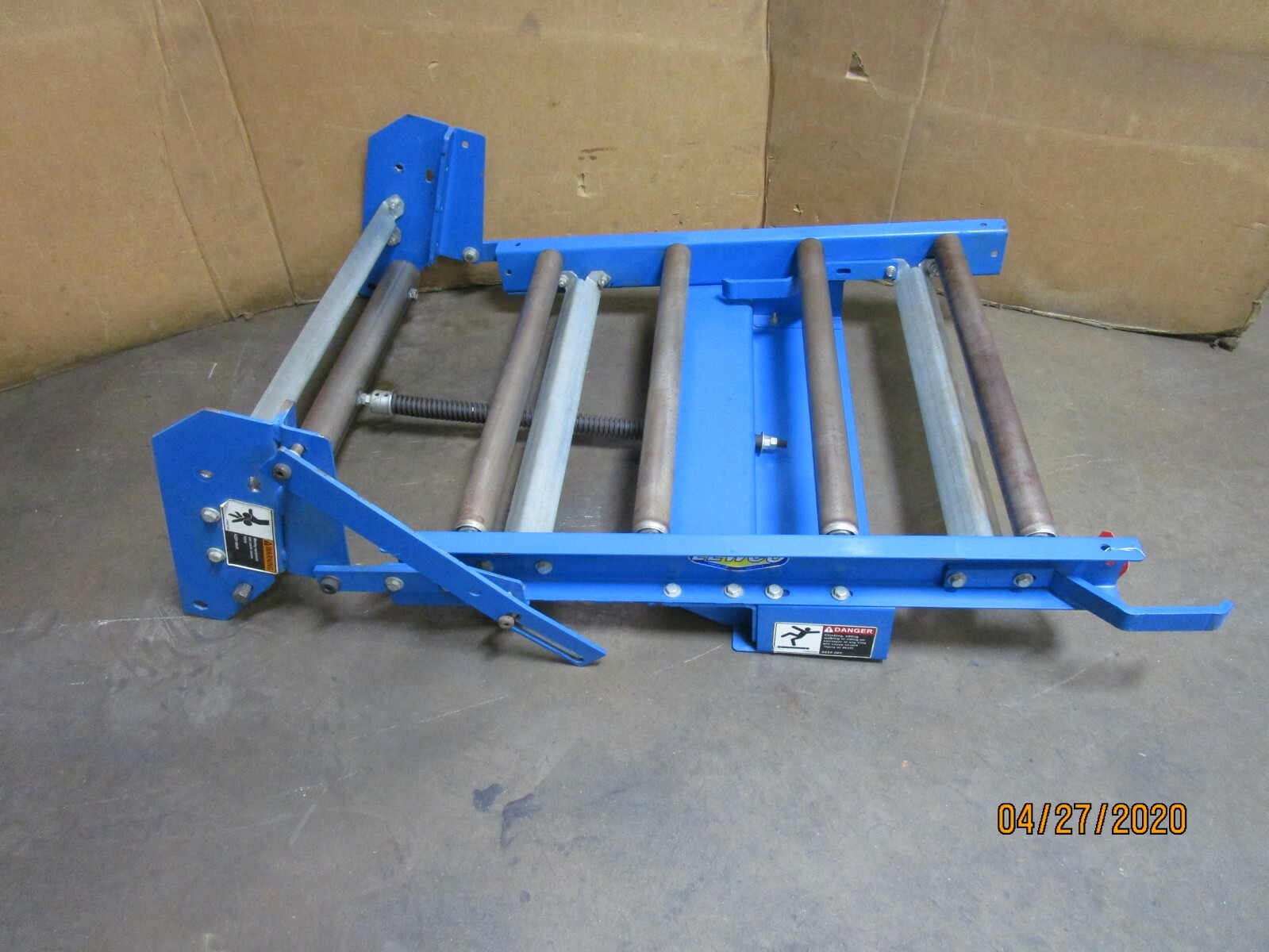 LEWCO 27" GRAVITY SPRING CONVEYOR GATE CONSTRUCTION WIDTH 30" | eBay