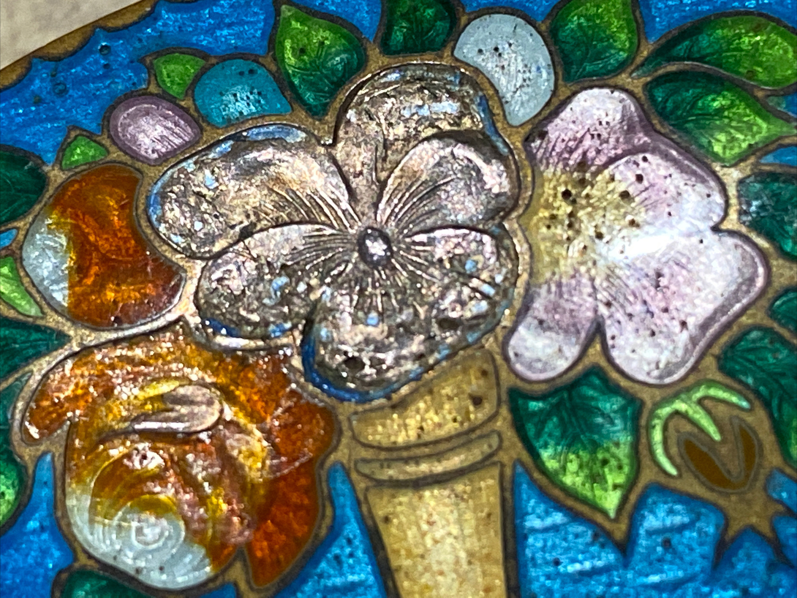 ANTIQUE CECHO SLOVAKIA ENAMEL FLORAL PIN/BROOCH Approx 1 3/4” Long X 1 ...