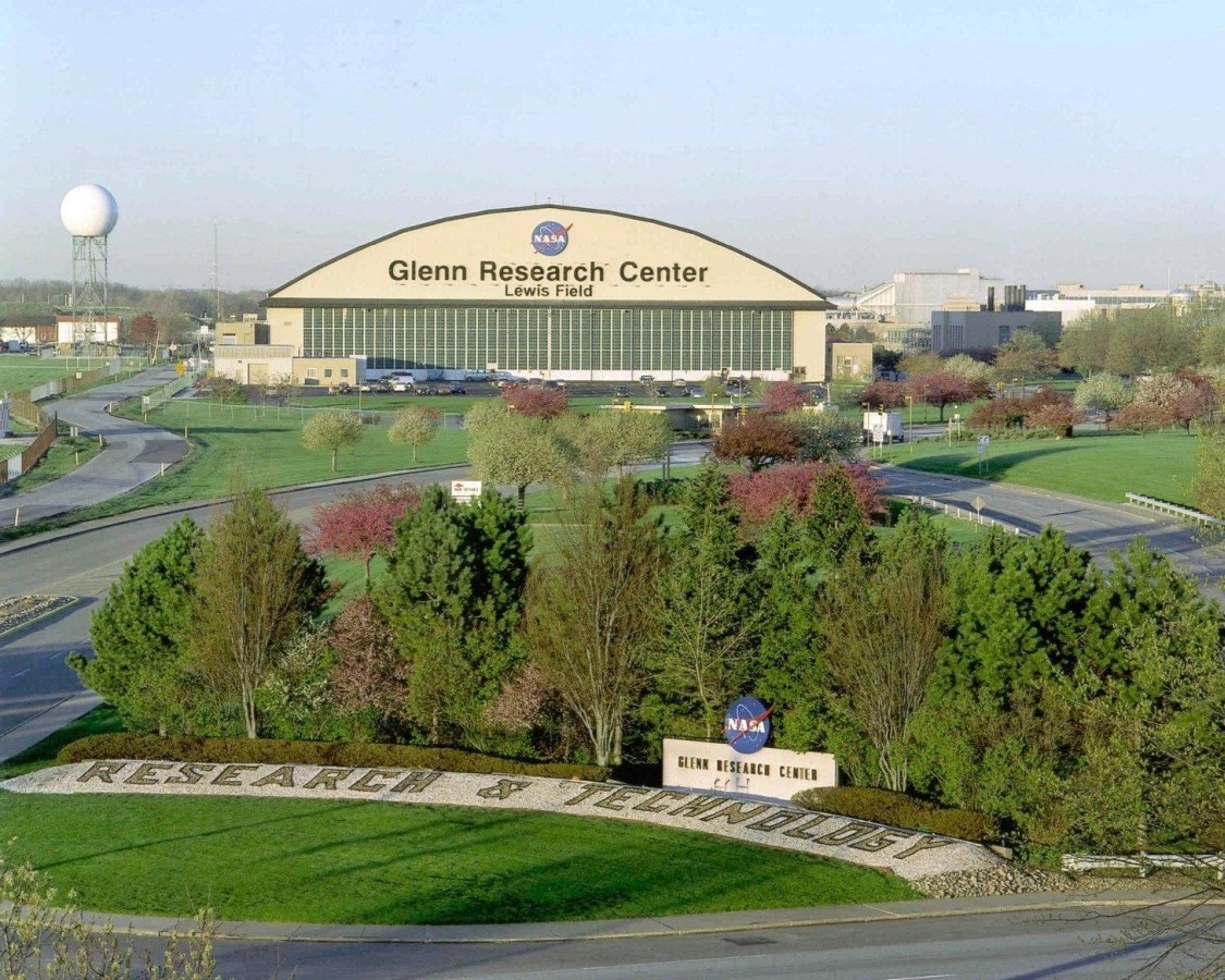 1999 NASA Glenn Research Center Aerial View - 8x10 Photo On 8.5x11 ...