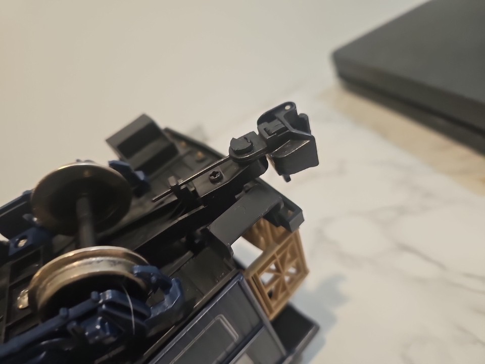 Bachmann Big Haulers G Scale Royal Blue Line Passenger Car Lights Up ...