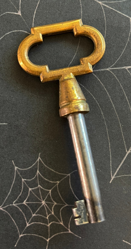 Skeleton Key Genuine Antique Key w/ Fancy Brass Bow - More Old Rare ...