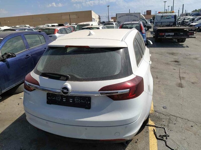 13579522 1336076 front door lock lh OPEL INSIGNIA SPORTS TOURER ...