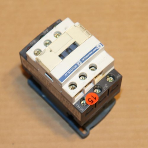 One Schneider Telemecanique Square D LC1D09-P7 Contactor Relay 230VAC ...