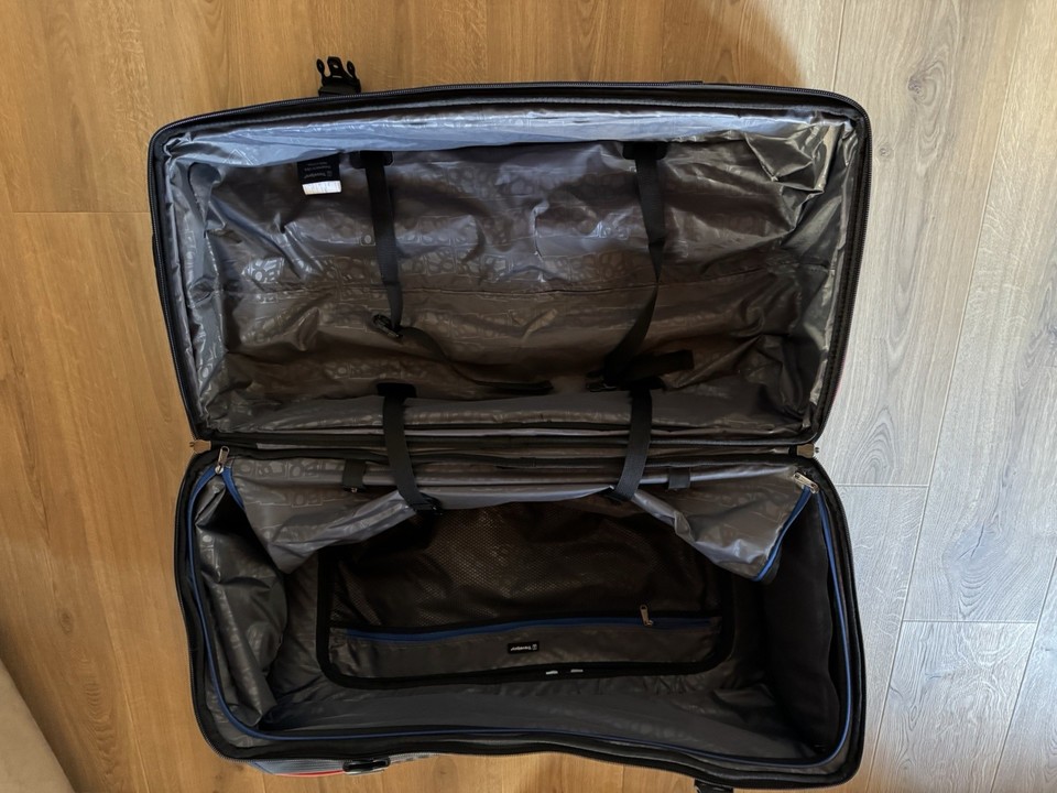 Travelpro Bold 30" Drop-Bottom Expandable Rolling Duffel - Red/Black | eBay