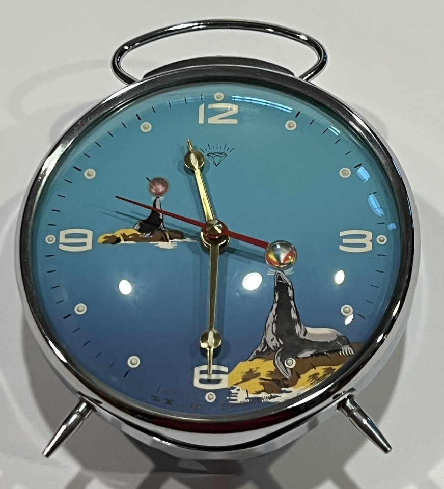 Vintage Shanghai China Diamond Animated Seal Alarm Clock Ball Circus ...