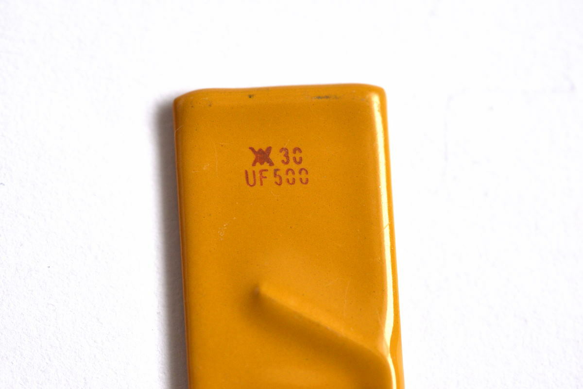 Resettable Poly Switch Fuse from 16v to 250v & .08a to 10A SOLD As ...