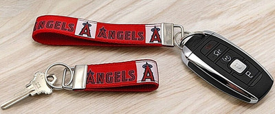 Los Angeles Angels Keychain Wristlet Key Chain Key Fob Zipper Pull ...