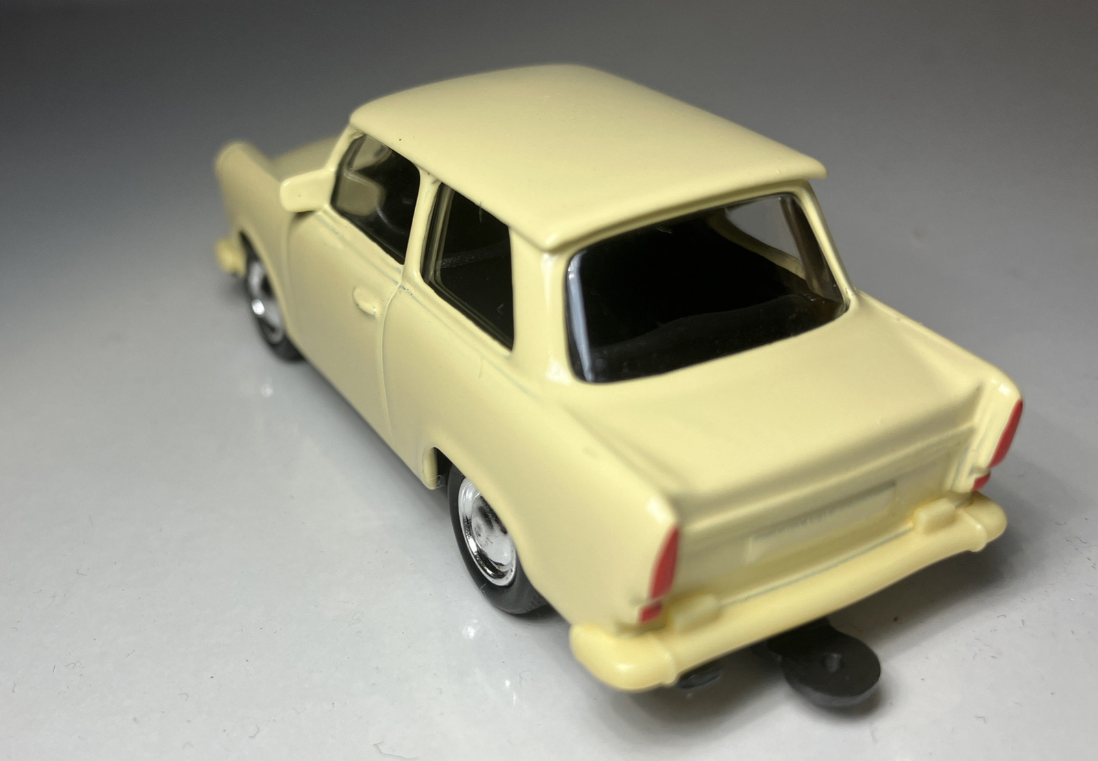 Trabant 601 GRELL DDR Nostalgie Modellauto 1:64 Trabi NEU + OVP ...