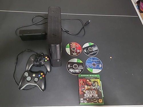 Microsoft Xbox 360 E 4GB Model 1538 Black Console with 5 Games Bundle! | eBay