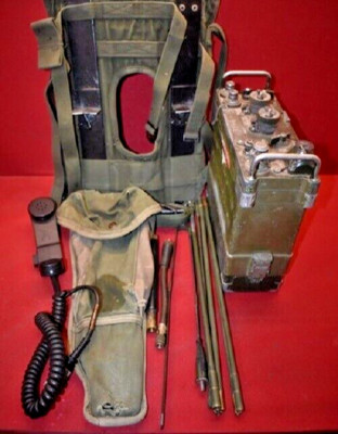 backpack RADIO PRC 77 /RC110 Vietnam War Portable Military VHF FM ...
