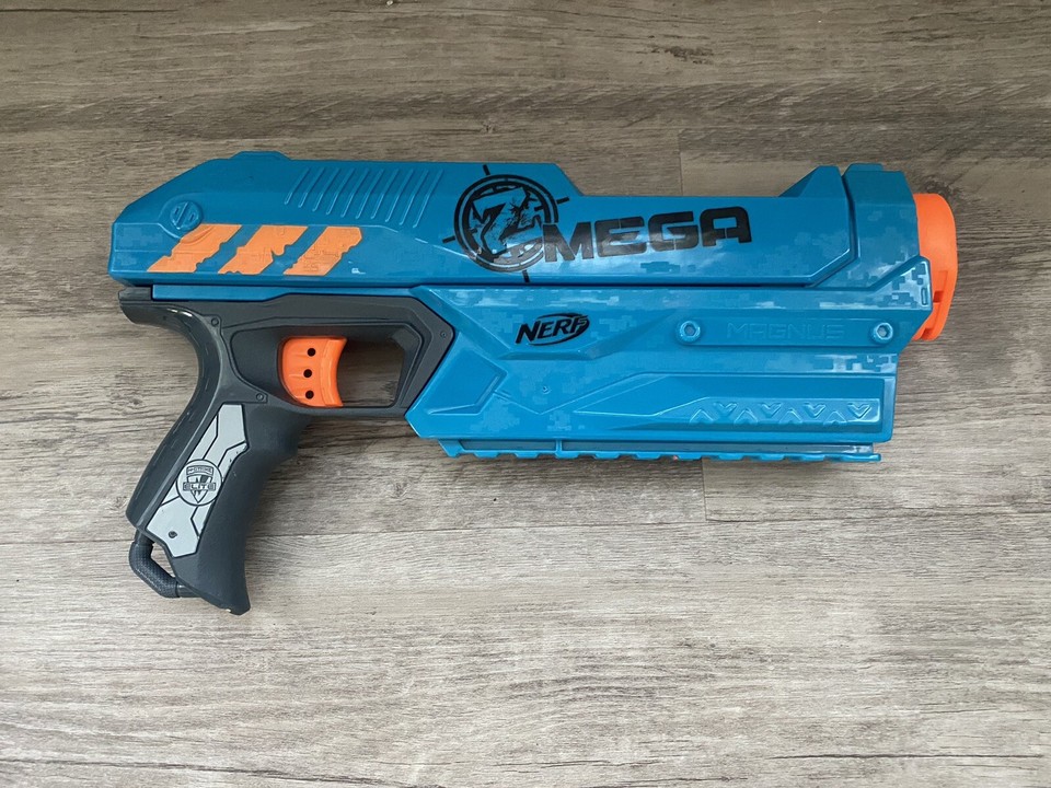 Nerf Z Mega Magnus Blaster Teal Blue + 12 Zombie Strike Green Mega ...