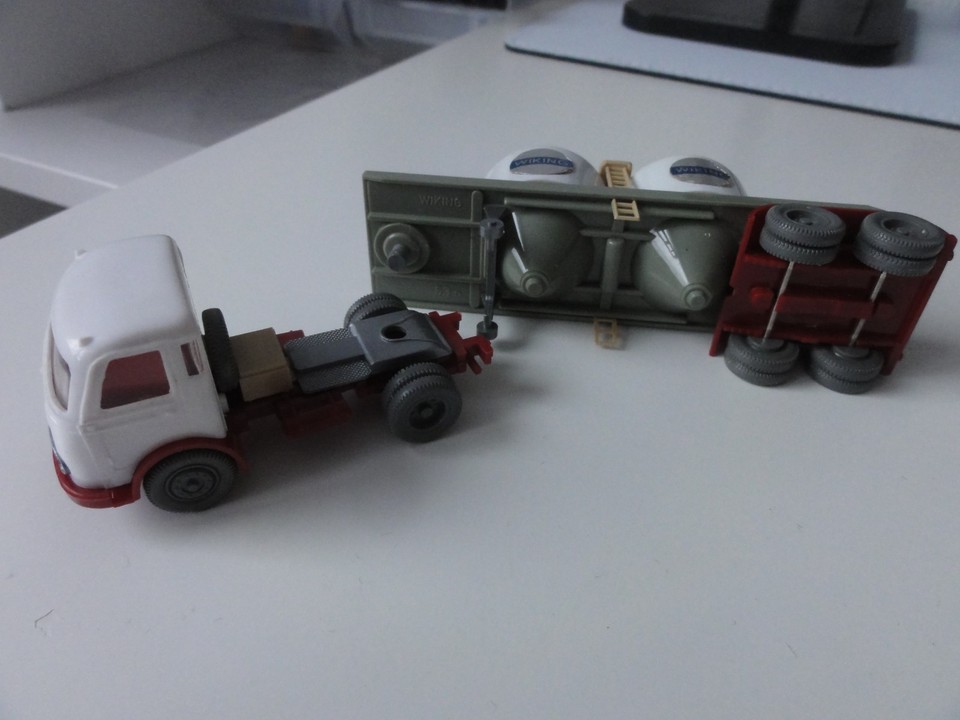Wiking HO 534/1 Mercedes-Benz LPS 332 Pullman Chemikalien-Tank, defekt ...