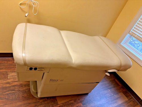 Midmark Ritter 222 Power Examination Table Medical Exam Table, foot ...