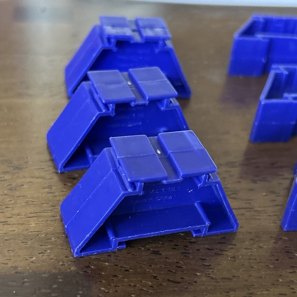 1985 Mattel Hot Wheels - Bridge Trestles (12) Risers. Accessories. | eBay