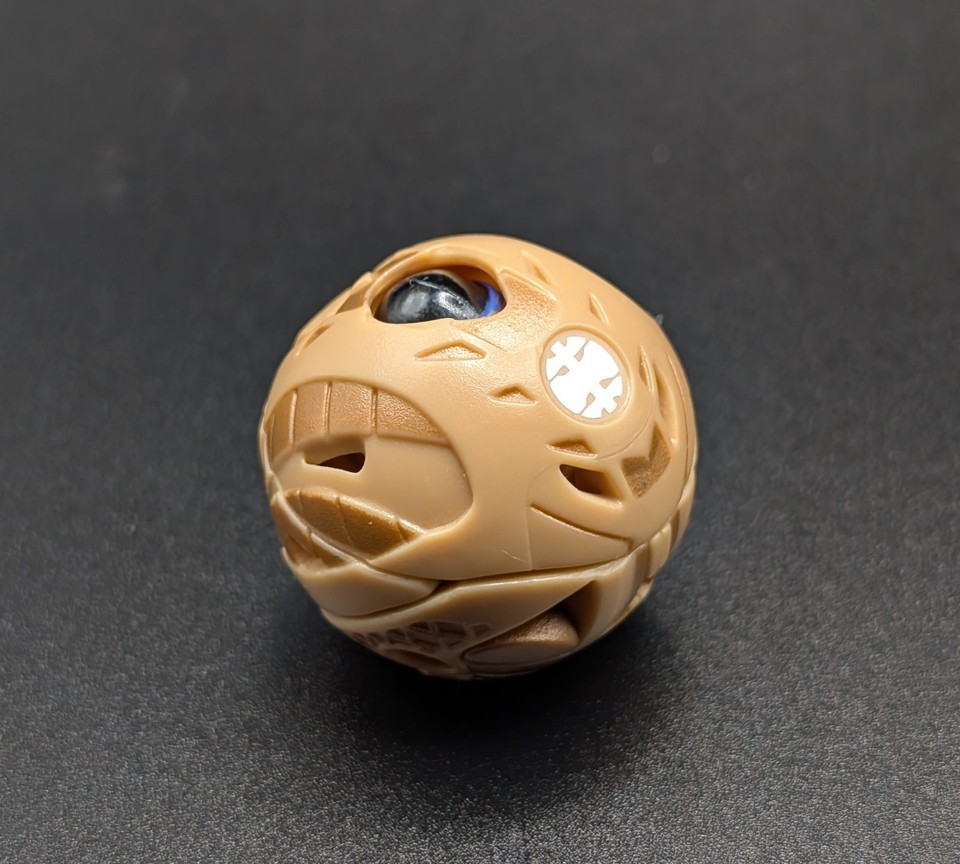 Bakugan Preyas B2 Size 560g Tan Subterra Battle Brawlers Attribute ...