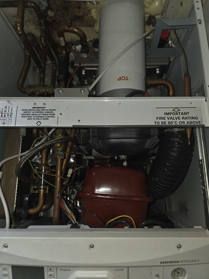 Worcester Greenstar Heatslave II 12/18kW Combi Oil Boiler - Horizontal ...
