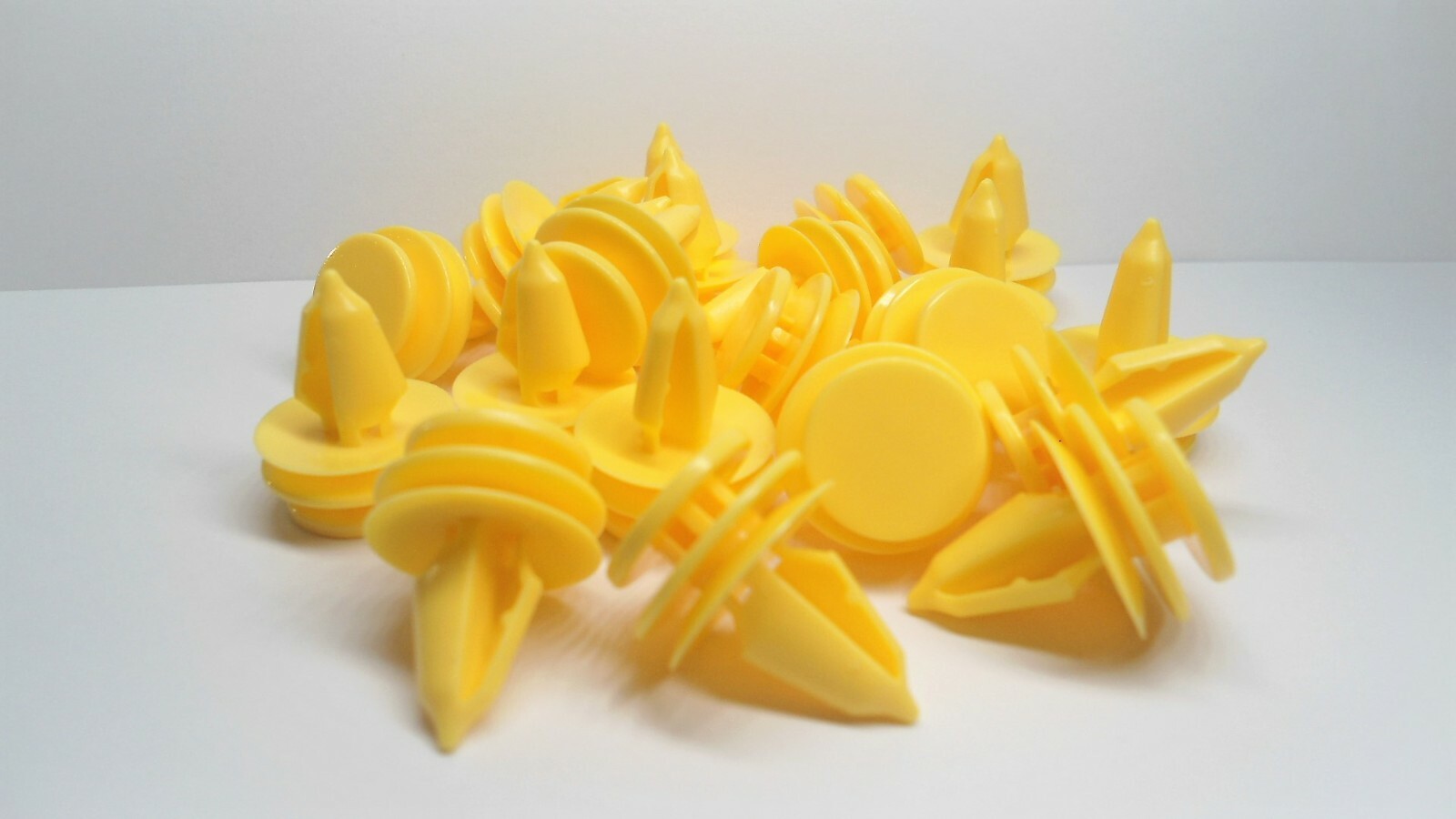 20 DOOR TRIM PANEL CLIPS FOR JEEP CHRYSLER GRAND CHEROKEE PACIFICA ...