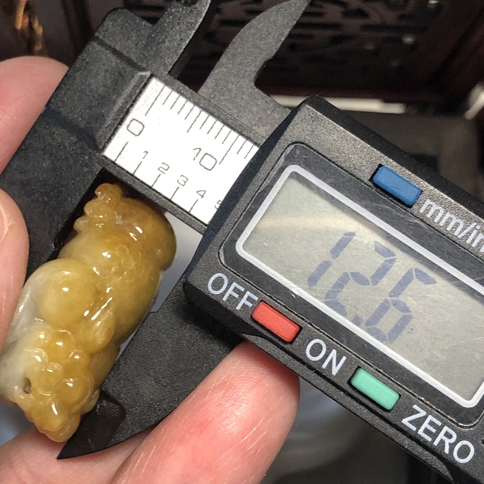 28.2mm Jadeite Jade Yellow Brown Carved 3 Legged Toad Charm Pendant | eBay