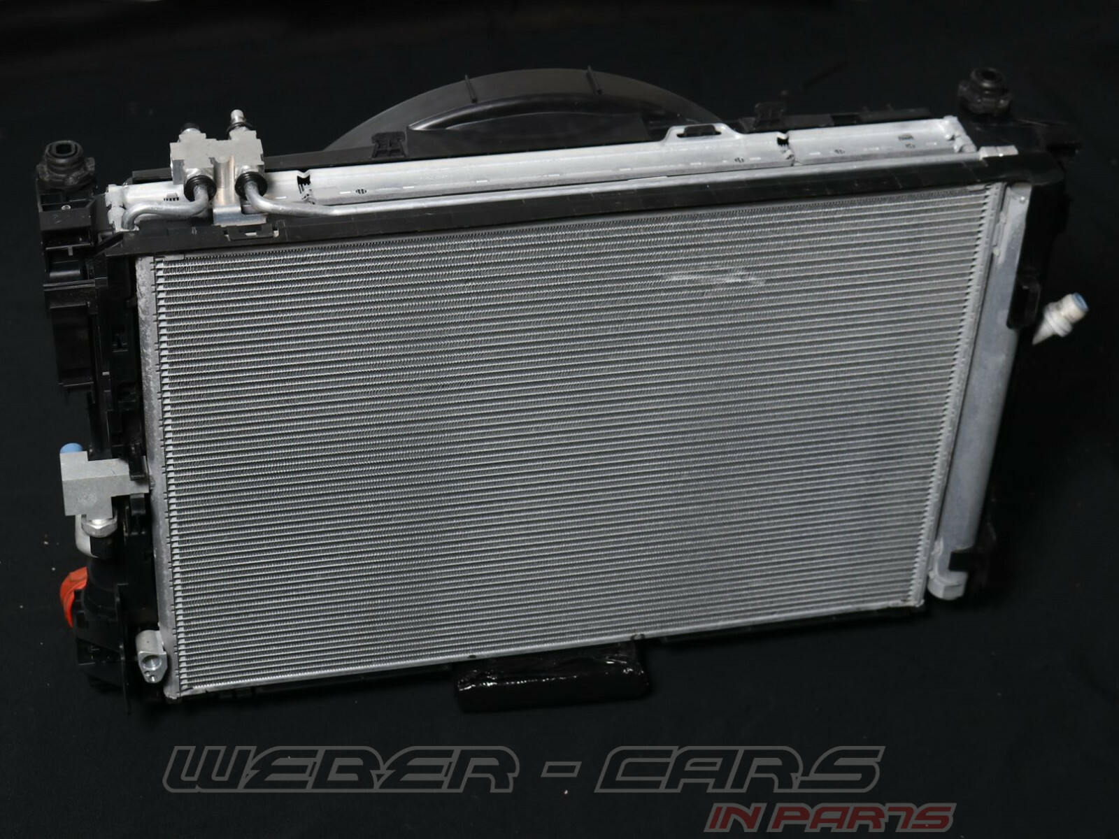 A2049066802 Fan 600W Radiator A2045003603 Mercedes W218 X218 C218 CLS ...