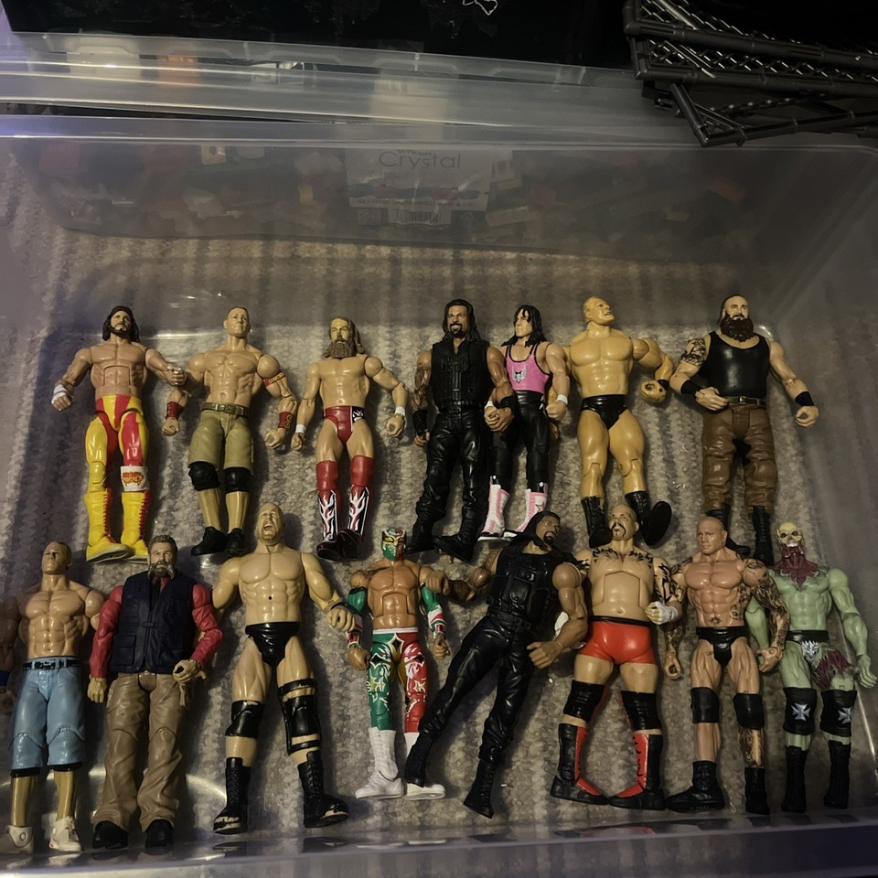 46 WWE wrestling ACTION FIGURE bundle job lot RING, CAR, CAGE, CASKET ...