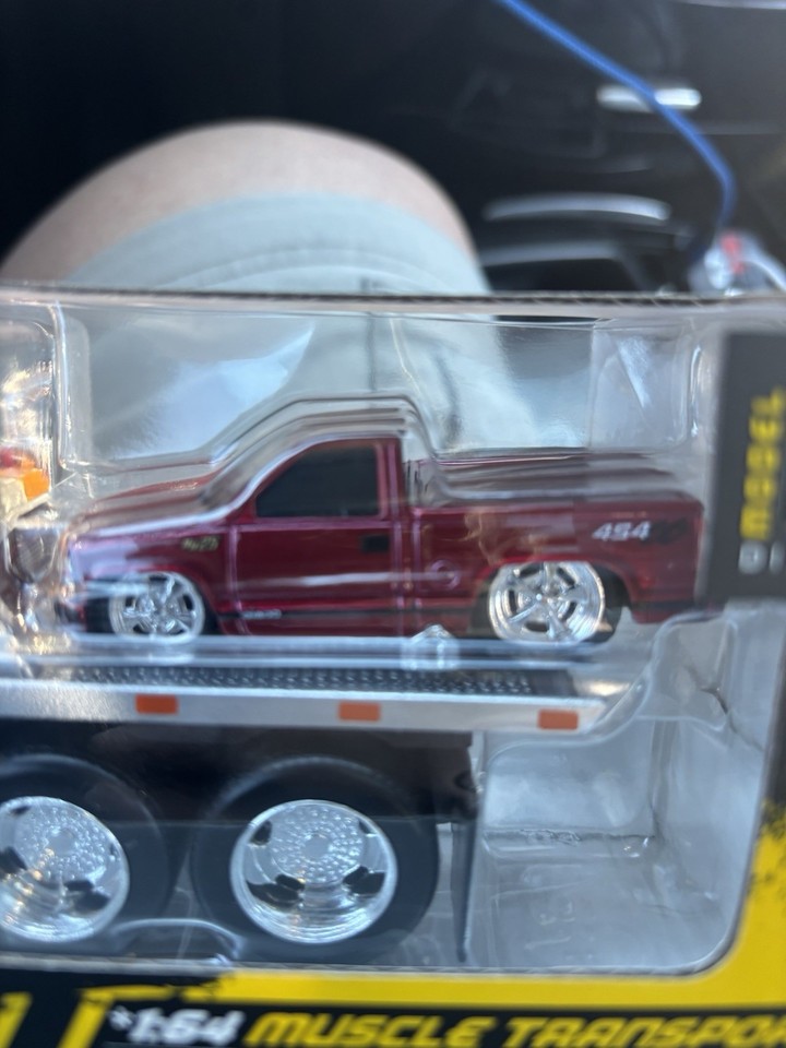 Muscle Machines 25th Anniversary Transports 1980 Mack/1993 Chevy 454 SS ...
