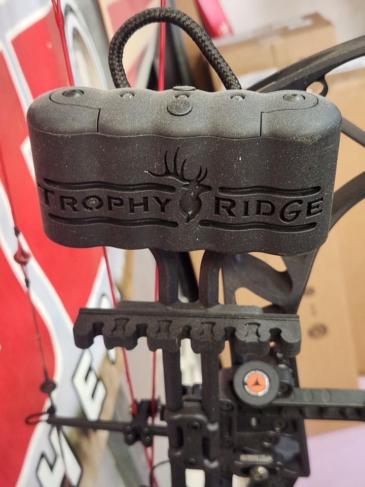 PSE EVOLVE 31 60# RH Black | eBay