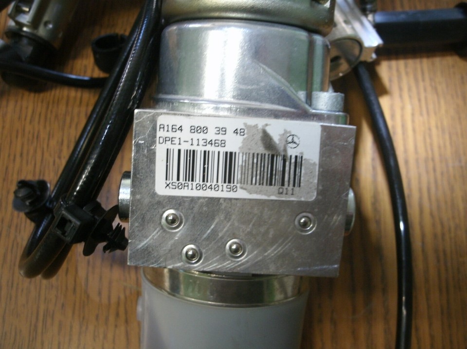 2006-2012 Mercedes GL450 ML350 Trunk Lid Tailgate Hydraulic Pump Motor ...