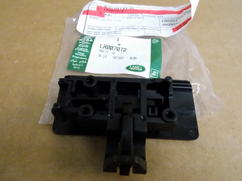 GENUINE LAND ROVER GLOVE BOX LATCH LR2 NEW LR007072 | eBay