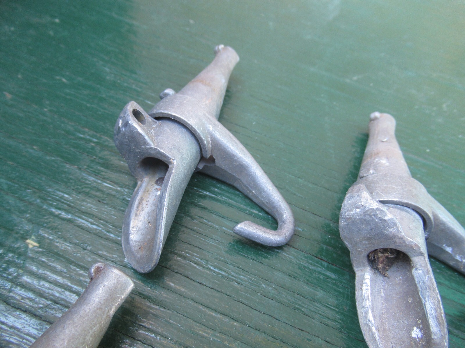 Lot of 10 Maple Syrup Sap Bucket SPOUTS TAPS SPILES Cast ALUMINUM Royal ...