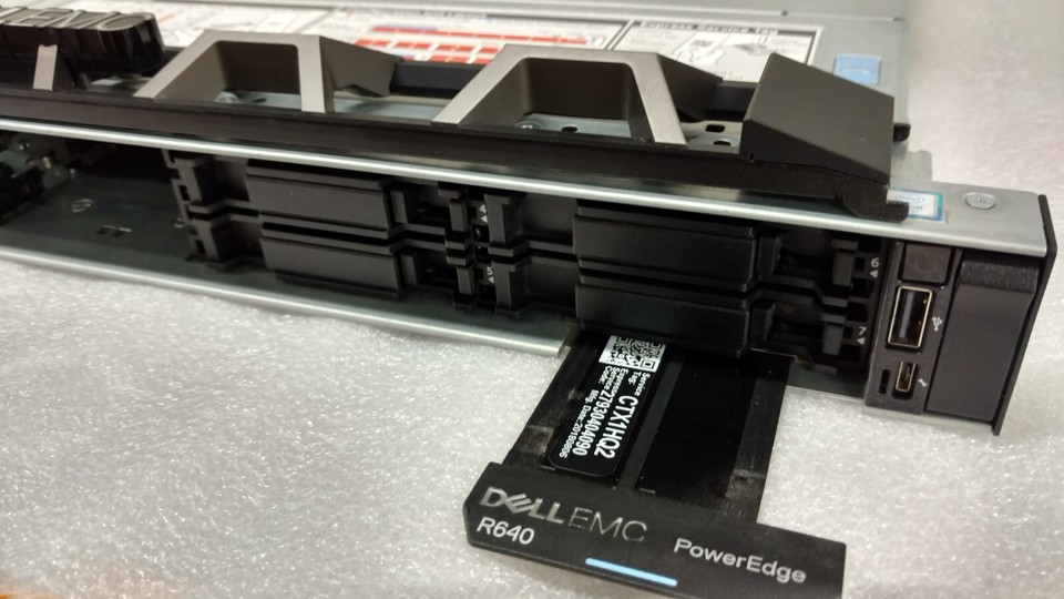 Dell PowerEdge R640 2x Xeon Silver 4110 * 128GB Ram * H740p * Boss | eBay