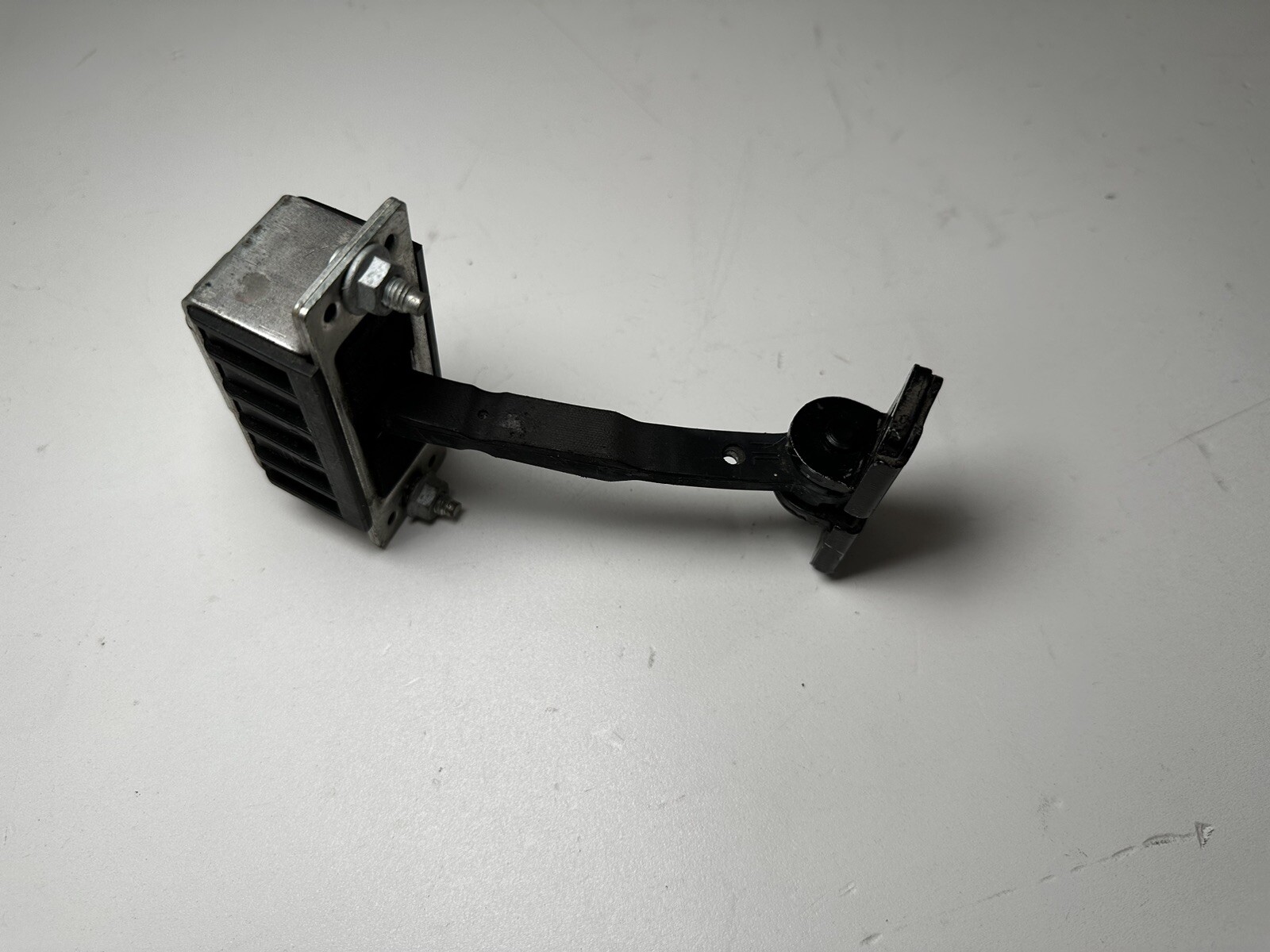 MERCEDES W211 E-class Rear Right Passenger Door Check Arm Stop Prop ...