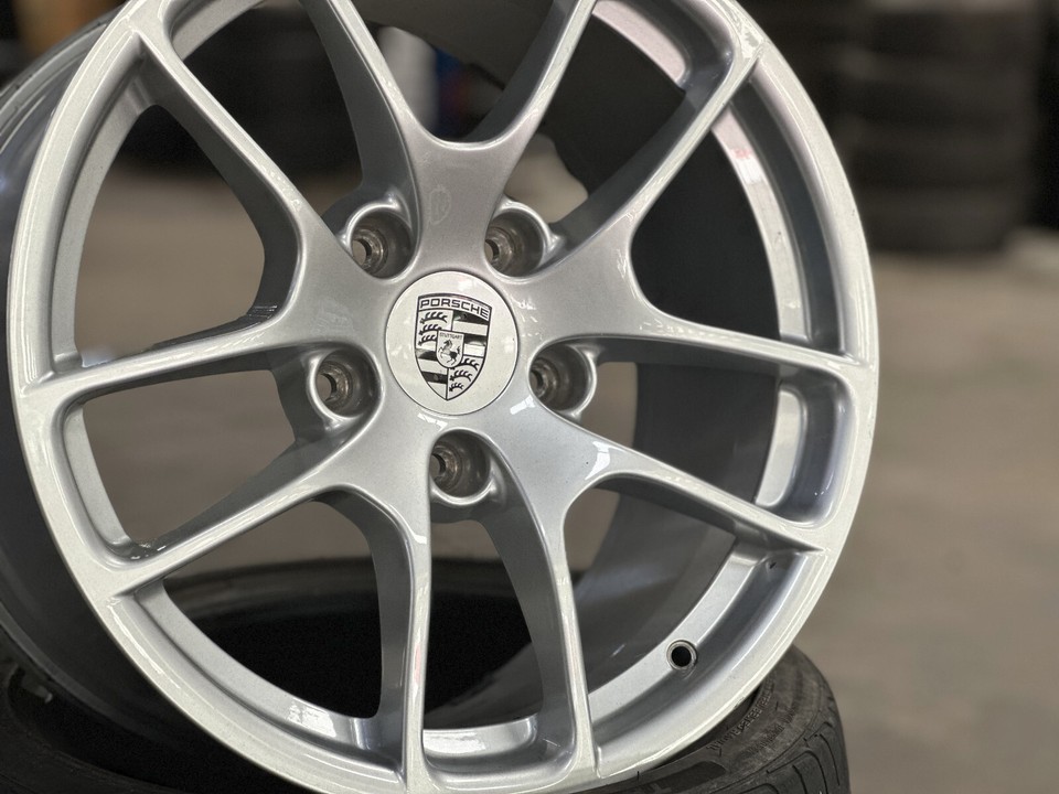 Genuine Used 2018 Porsche Cayman III 718 987 981 Boxster 18x8 18x9.5 ...