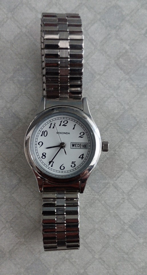Sekonda Womens Classic Watch with Expander Bracelet. | eBay UK