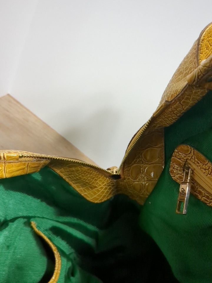 Jessica Simpson XL Tote Yellow Crocodile Pattern With Emerald Lining ...