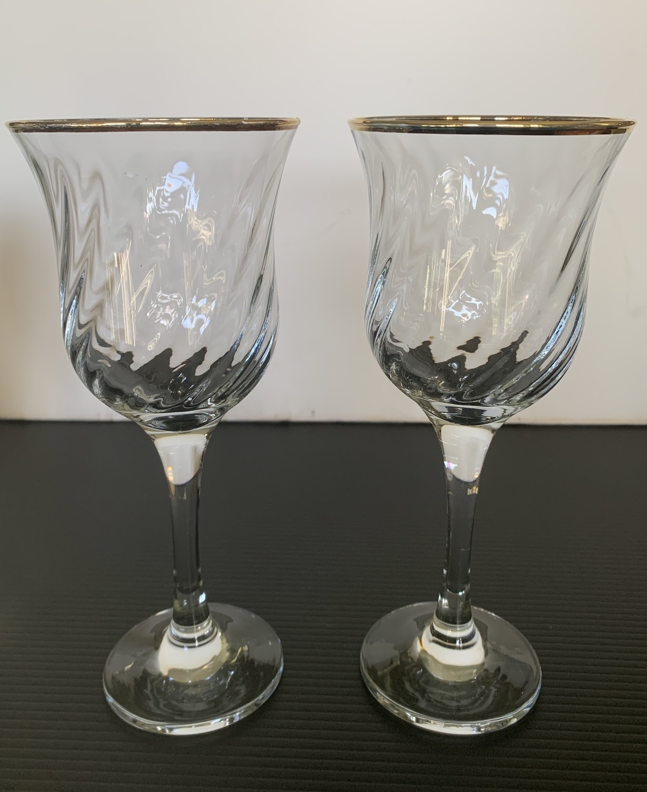 Circleware Maxim Gold Rim Wine Goblet Glasses 8oz 2 Piece Set | eBay