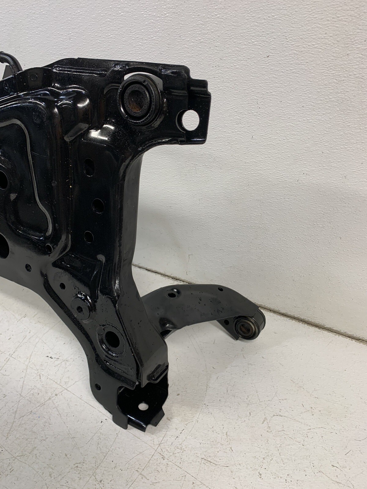 2013-13 Mazda 3 Front Suspension Crossmember Cradle Sub Frame ...