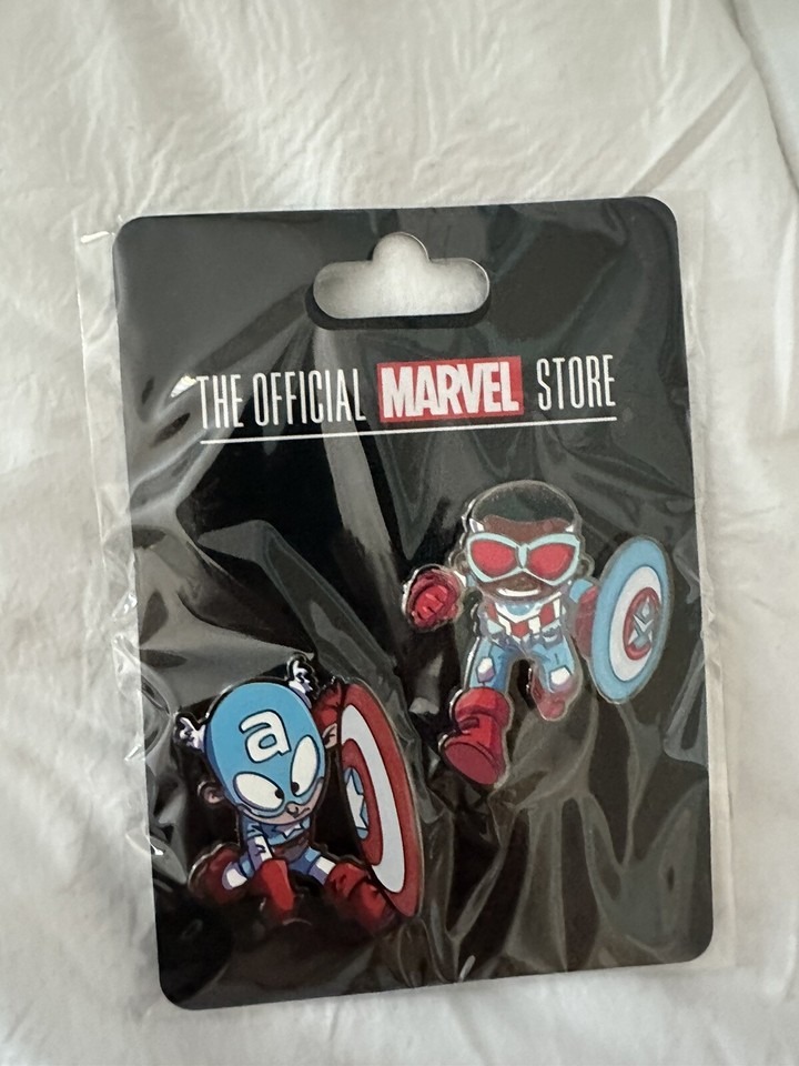 SDCC 2023 Exclusive Steve Rogers/Sam Wilson Skottie Young Pins Marvel ...