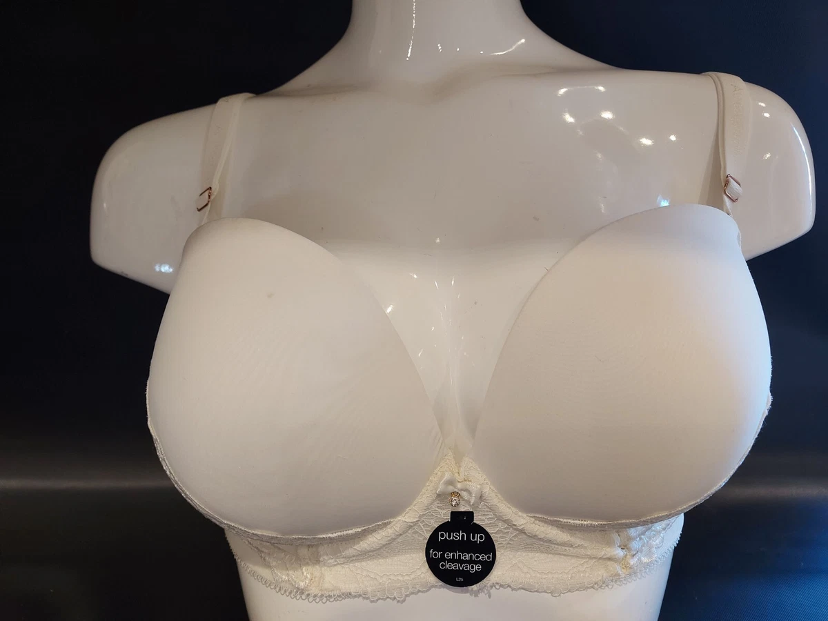 34d Breast Size Looks Like