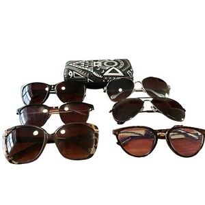 Vintage Vogue Scarce Beauty | eBay Stores